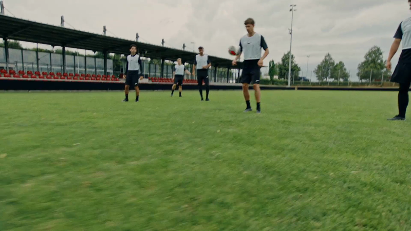 Mirror Muscles | LBBOnline